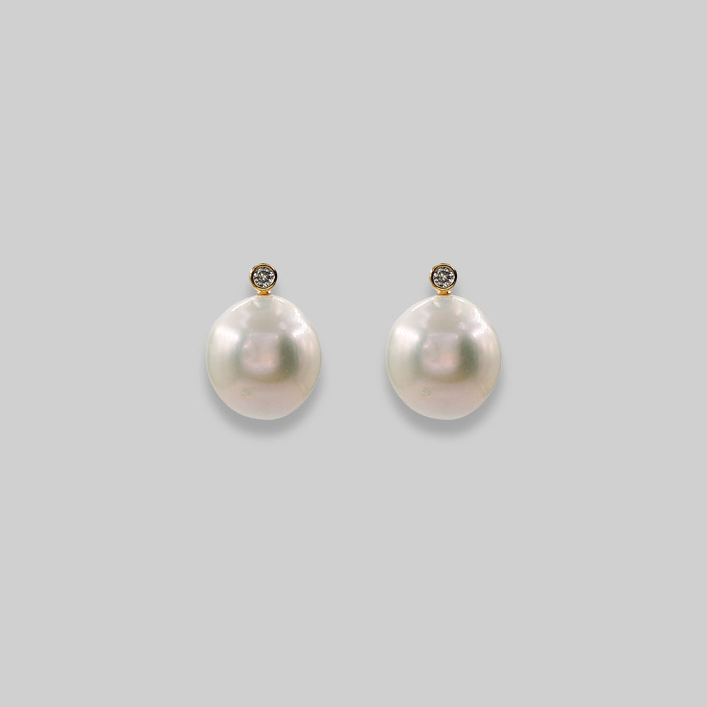 Modern Pearl Earrings Modern Everyday